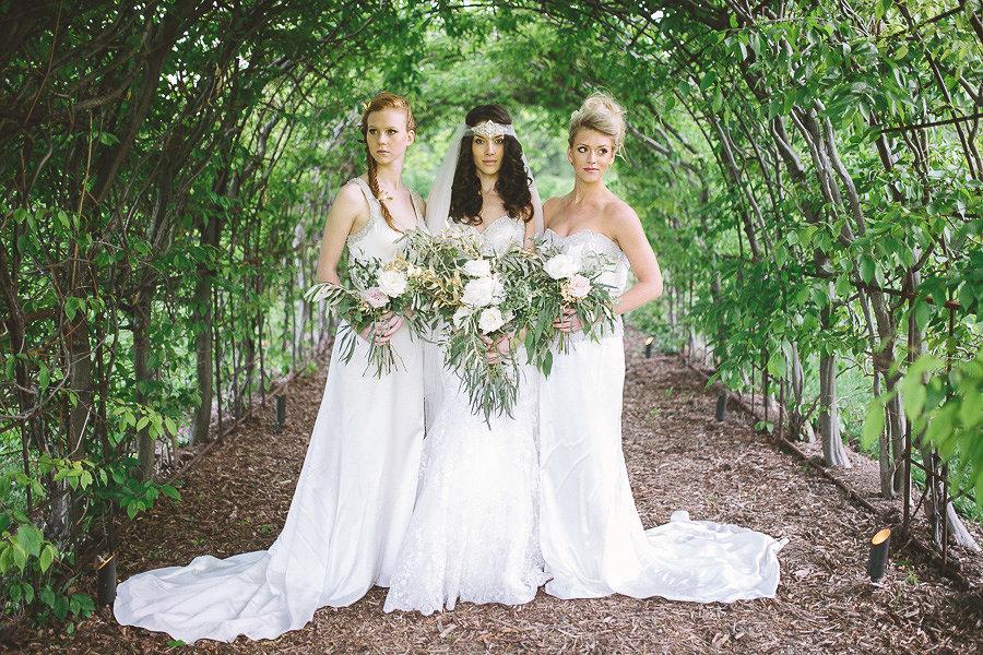 Grecian Aphrodite-Inspired Bridal Shoot