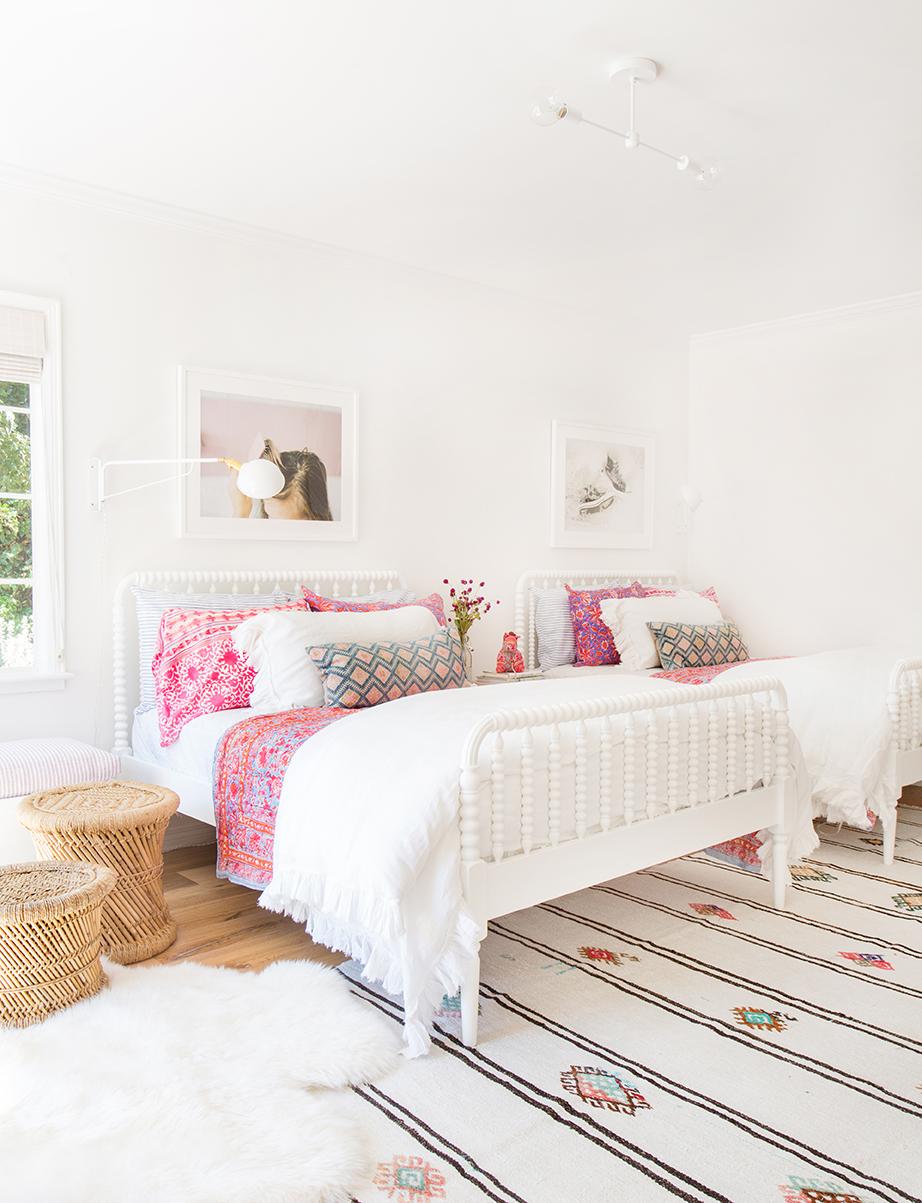 White Walls that POP