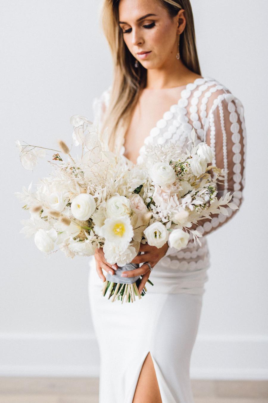 Modern Minimalist Wedding Inspiration That Proves Less Is More