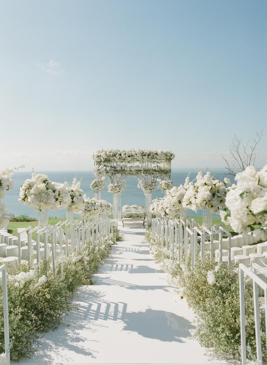An Enchanting And Intimate Wedding In Bali