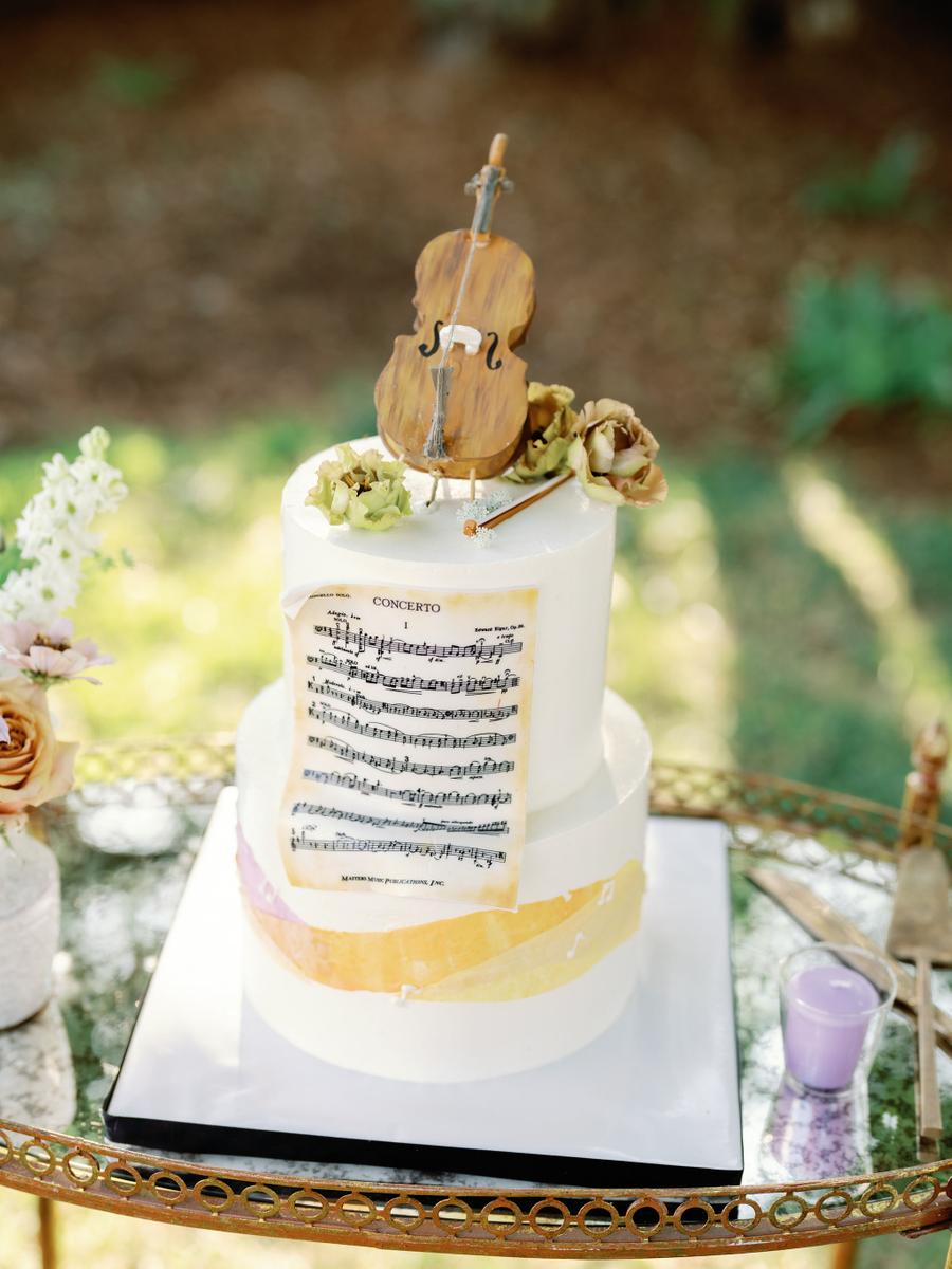 Playful Preppy Touches and Soft Pastels in Rancho Santa Fe