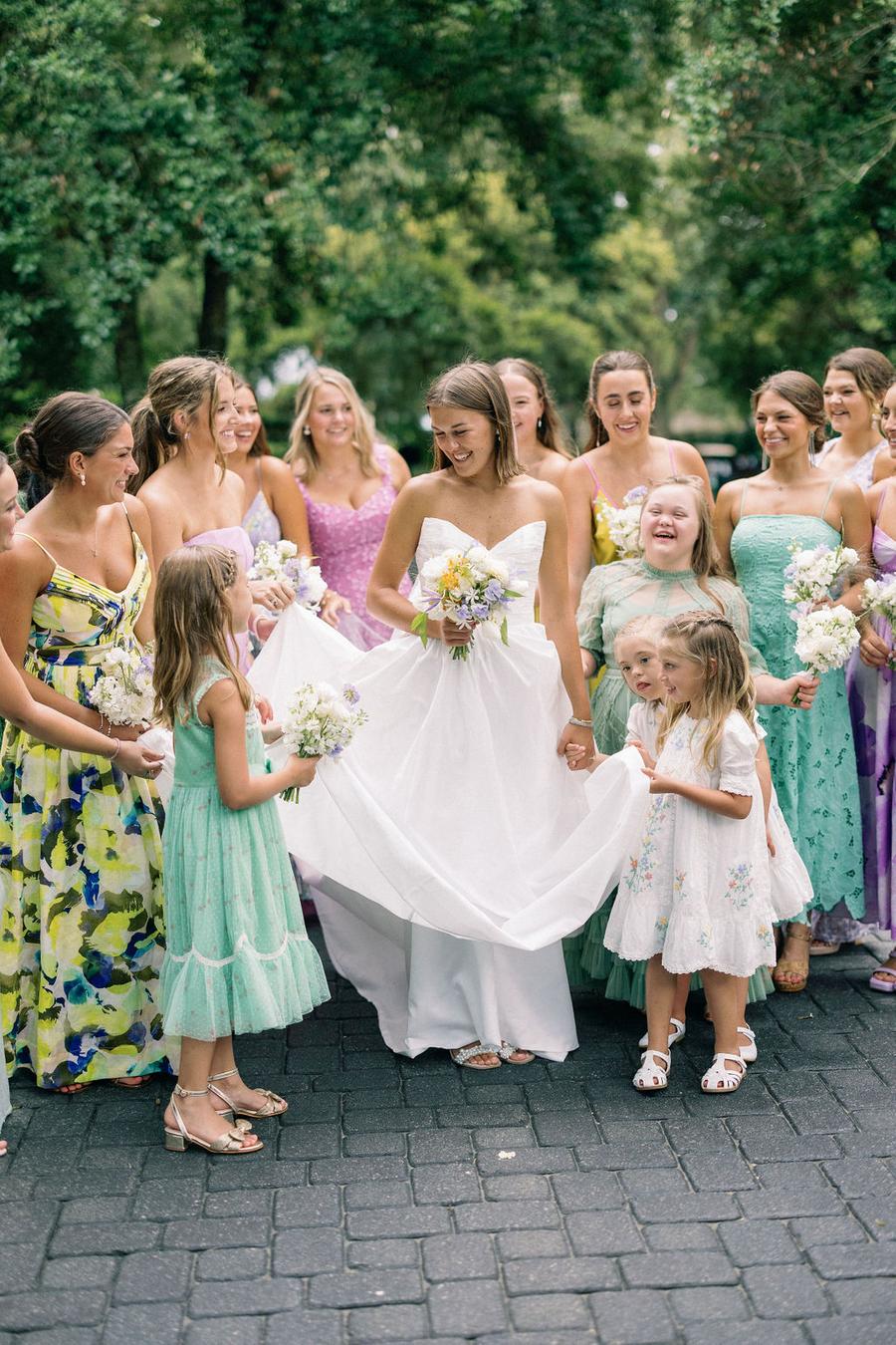 A Laid-Back Garden Celebration with Fresh Florals and an Atmosphere ...
