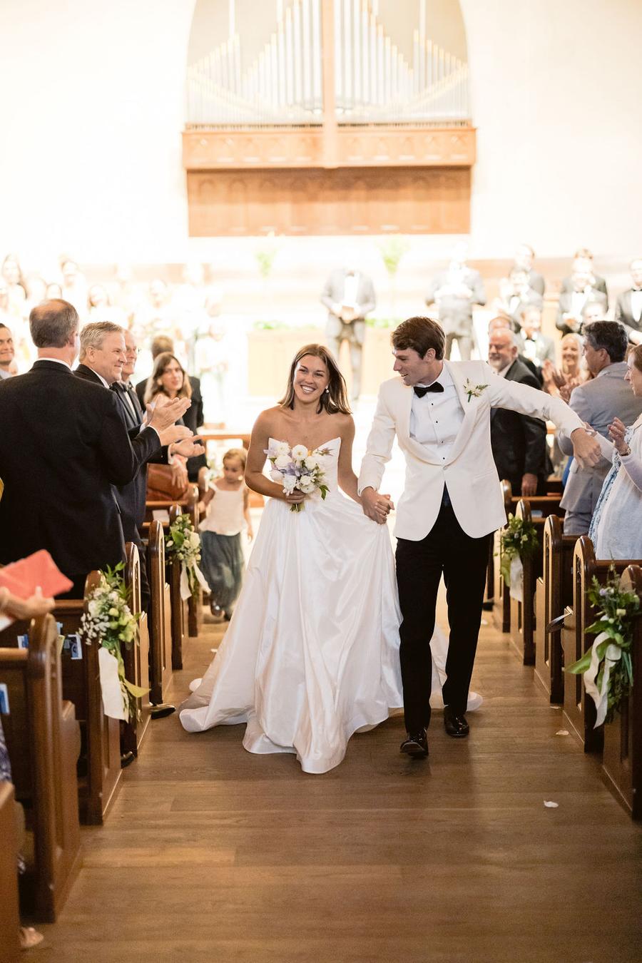 A Laid-Back Garden Celebration with Fresh Florals and an Atmosphere ...