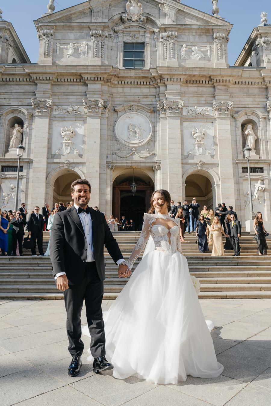 A Grand City Ceremony and Romantic Spanish Countryside Reception in Madrid!