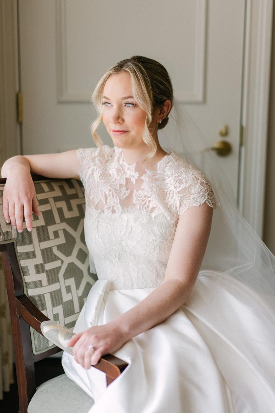 Refined Romance in the Mountains with Fresh Florals and a Custom Lounge ...
