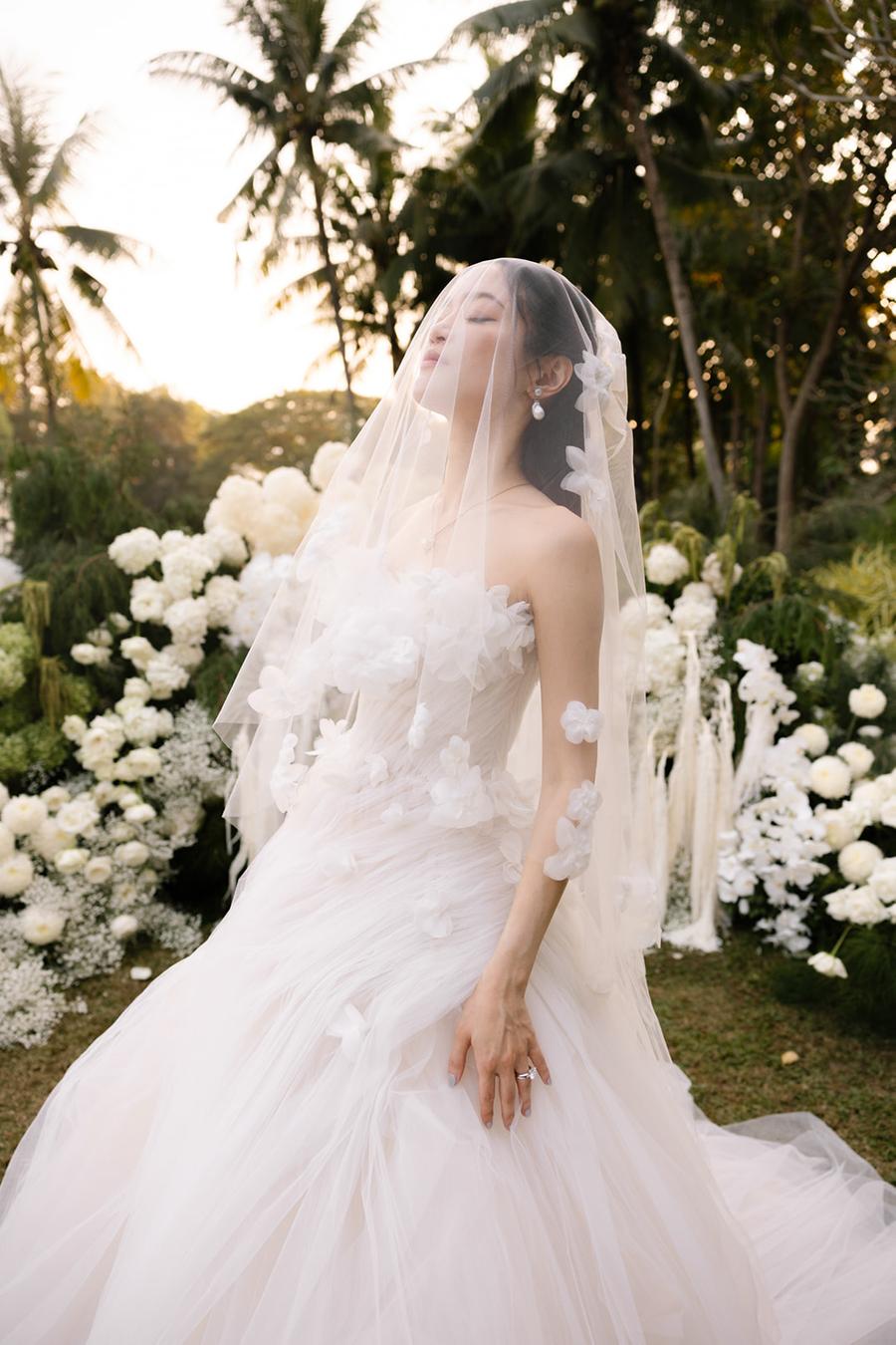 A ‘Sea of Stars’ Reception Under a Custom-Built Dome at the Four Seasons