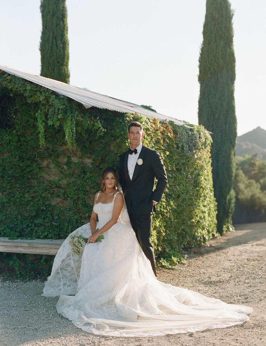 Former MLB Star Luke Farrell Marries Bay Area Anchor Rachael Maurer in ...