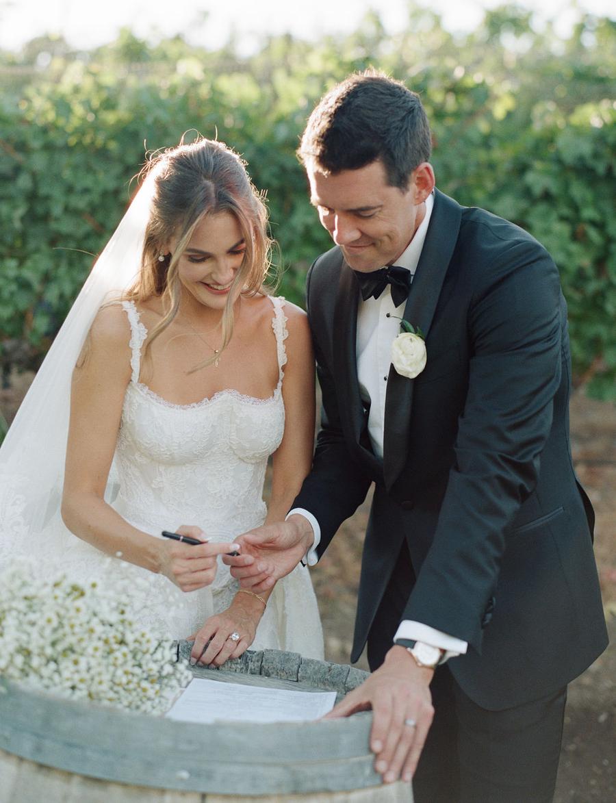 Former MLB Star Luke Farrell Marries Bay Area Anchor Rachael Maurer in ...
