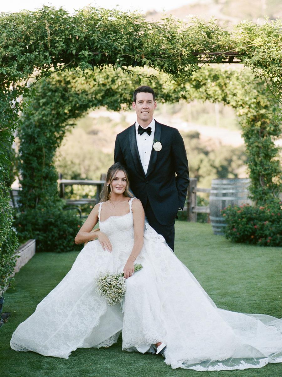 Former MLB Star Luke Farrell Marries Bay Area Anchor Rachael Maurer in ...