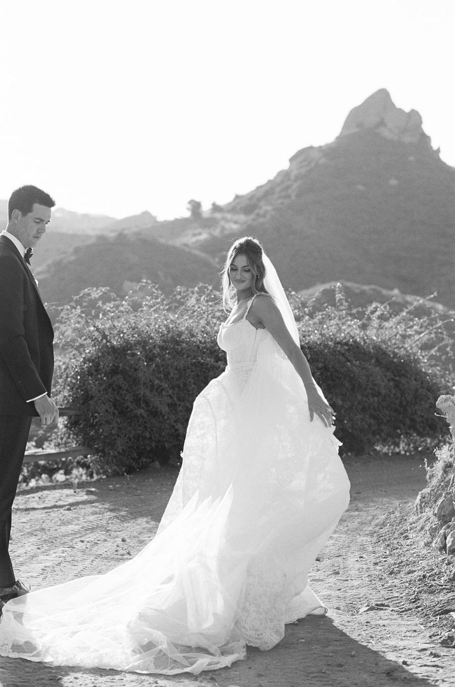 Former MLB Star Luke Farrell Marries Bay Area Anchor Rachael Maurer in ...