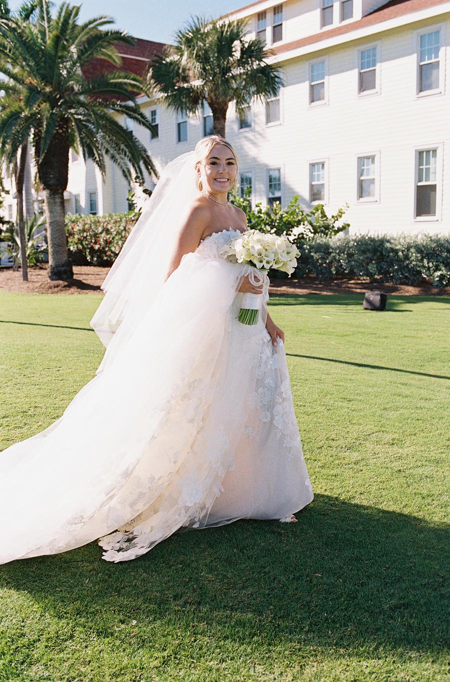 A Colorful Boca Grande Wedding That Reimagined Coastal Tradition at ...