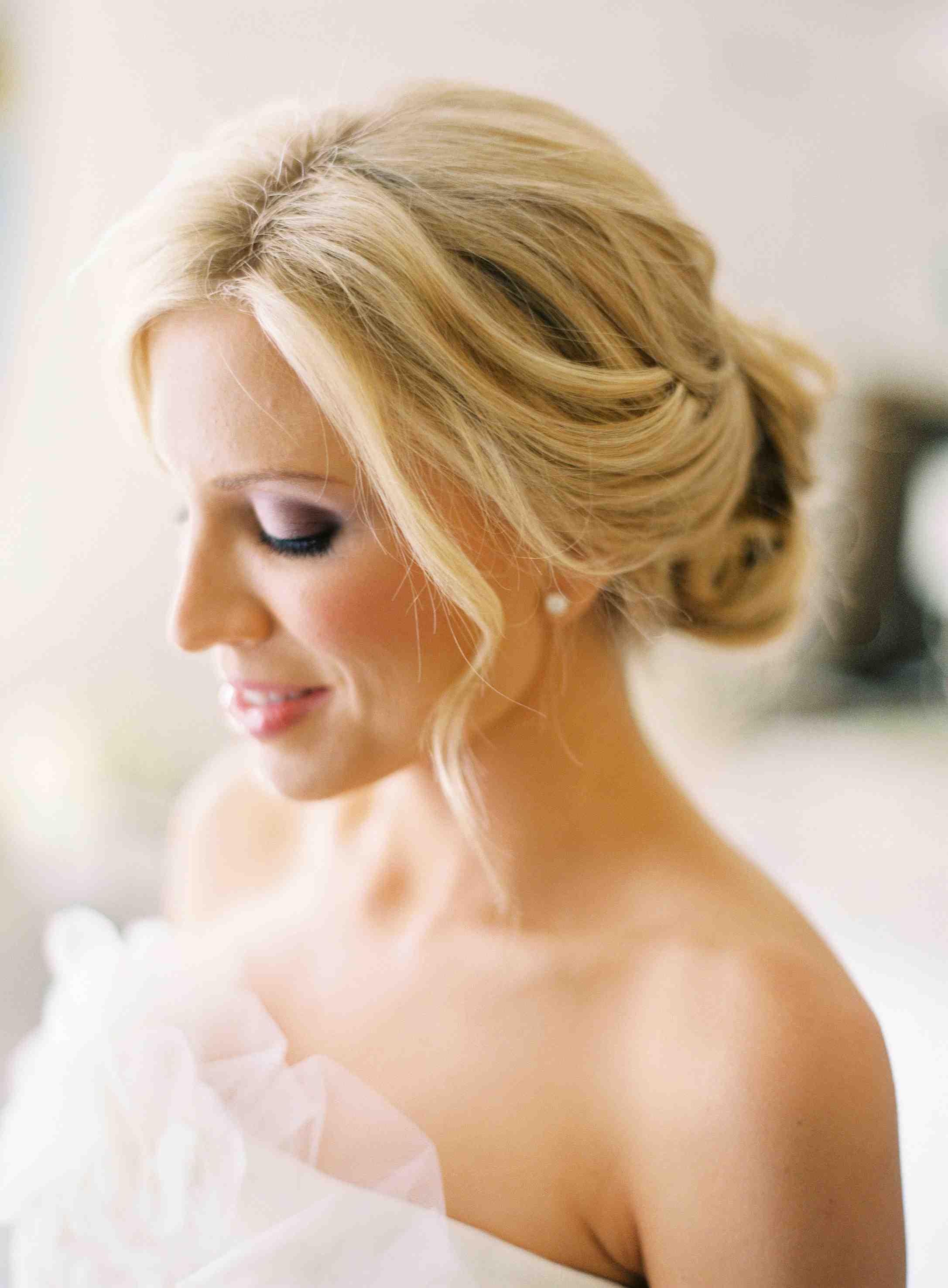 10 Fresh Hair & Makeup Looks for the Bride