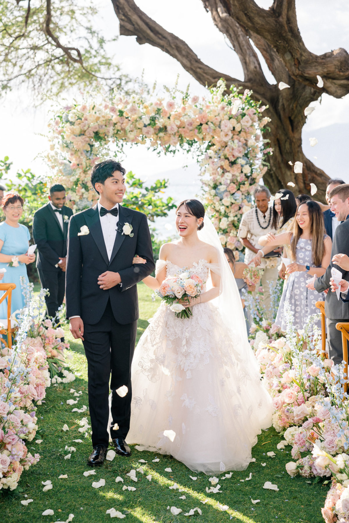 An Impressionist Wedding in Maui Inspired by Nature’s Canvas