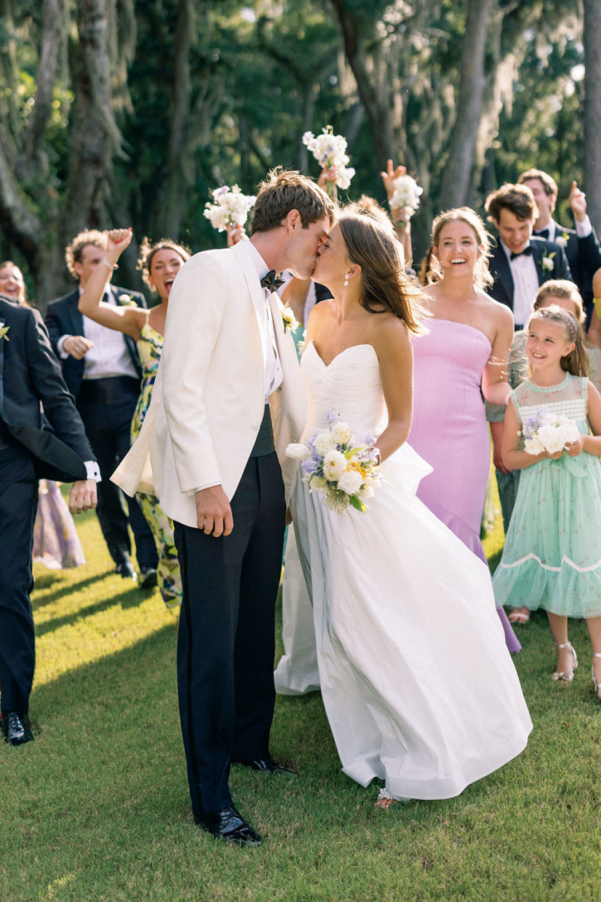 A Laid-Back Garden Celebration with Fresh Florals and an Atmosphere ...