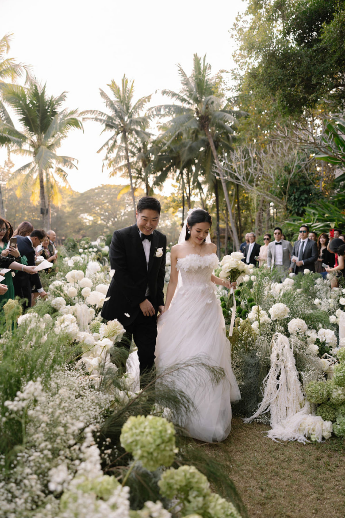 A ‘Sea of Stars’ Reception Under a Custom-Built Dome at the Four Seasons